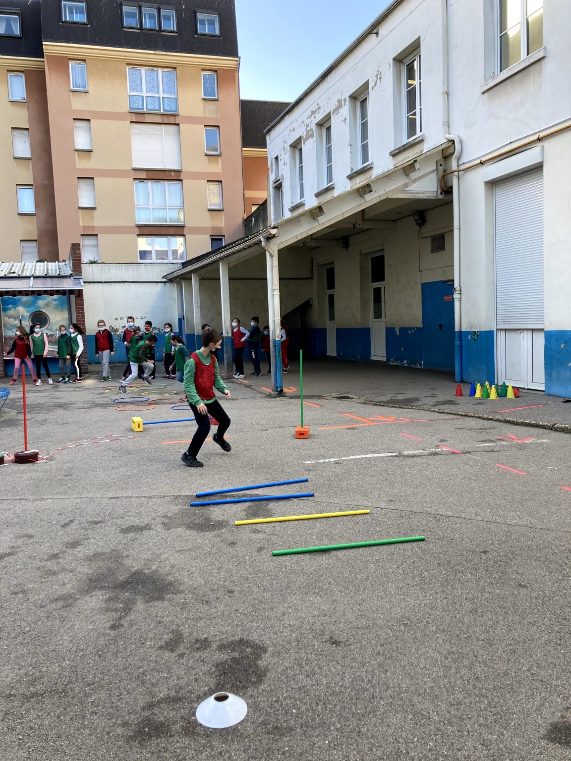 Parcours d’obstacles en CM1/CM2 | École de l'Assomption